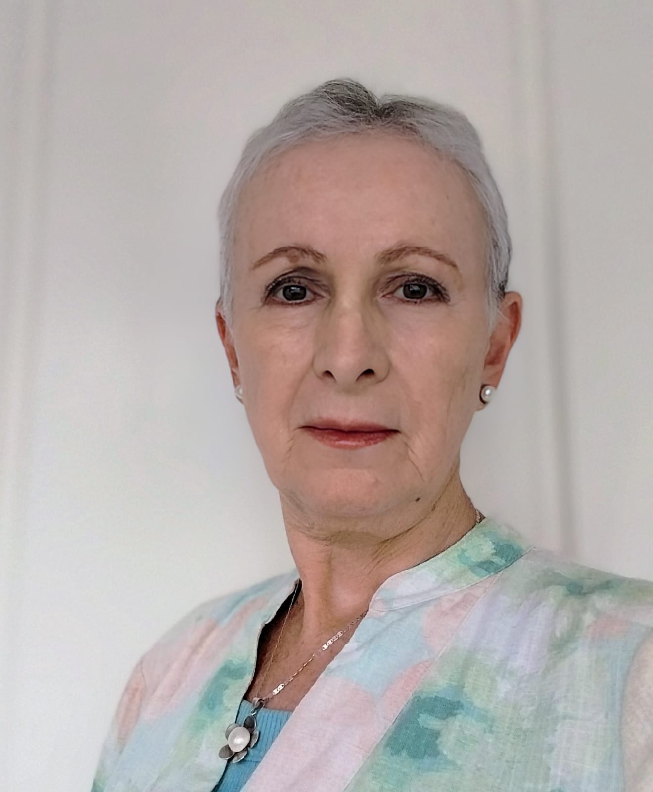 Dra. María Augusta Vintimilla Carrasco – Academia Ecuatoriana de la Lengua